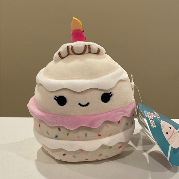 Squishmallows | Other | Nwt 5 Lyla The Birthday Cake Squishmallow ...